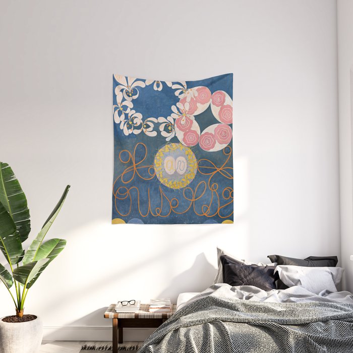 largest tapestry size